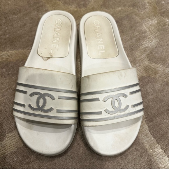 CHANEL | Shoes | Chanel Iconic Sundeck White Silver Cc Logo Pool Slides ...